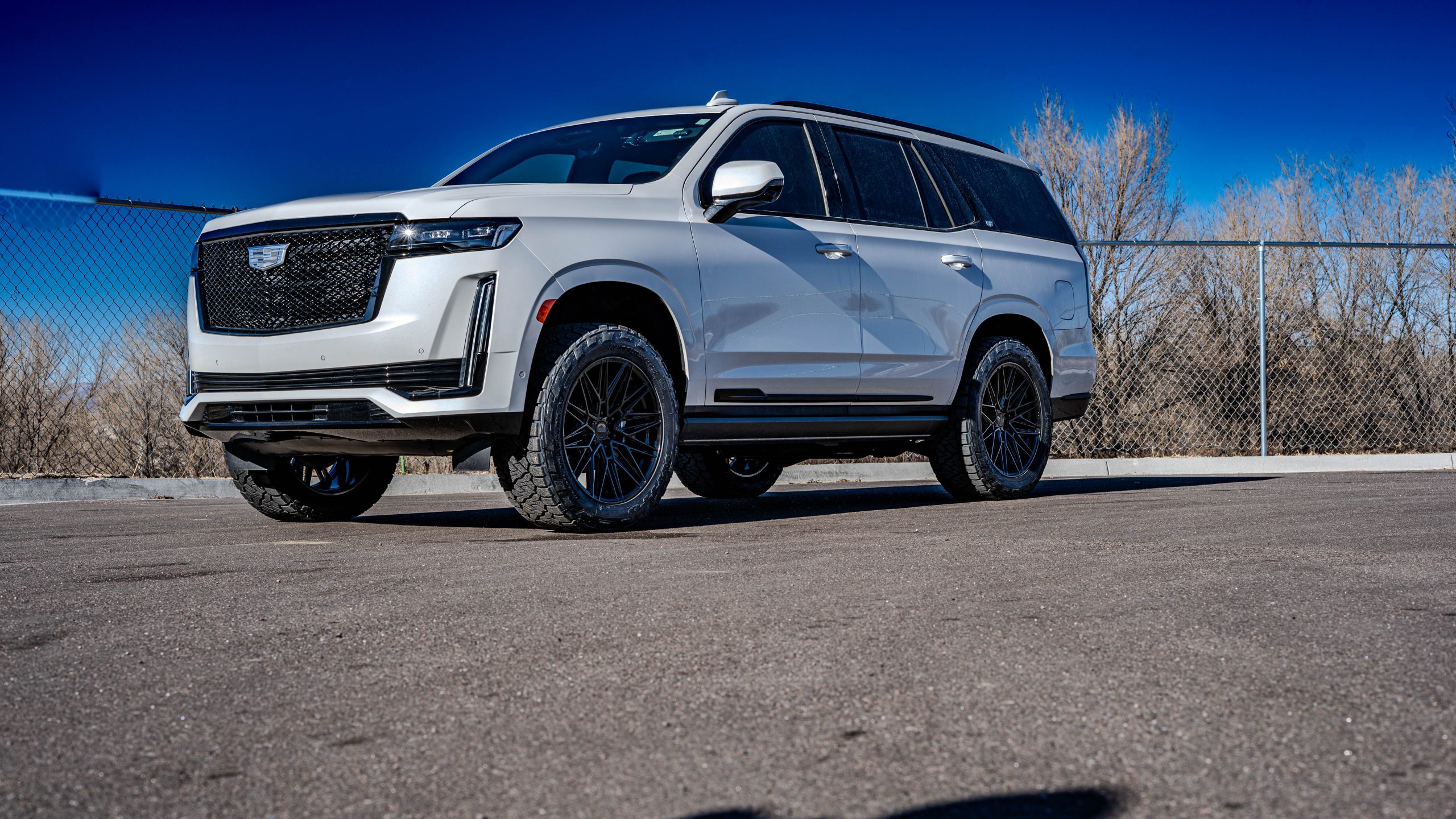 2021 Cadillac Escalade ESV Lifted on 22" Vossen Wheels - Soco Customs ...