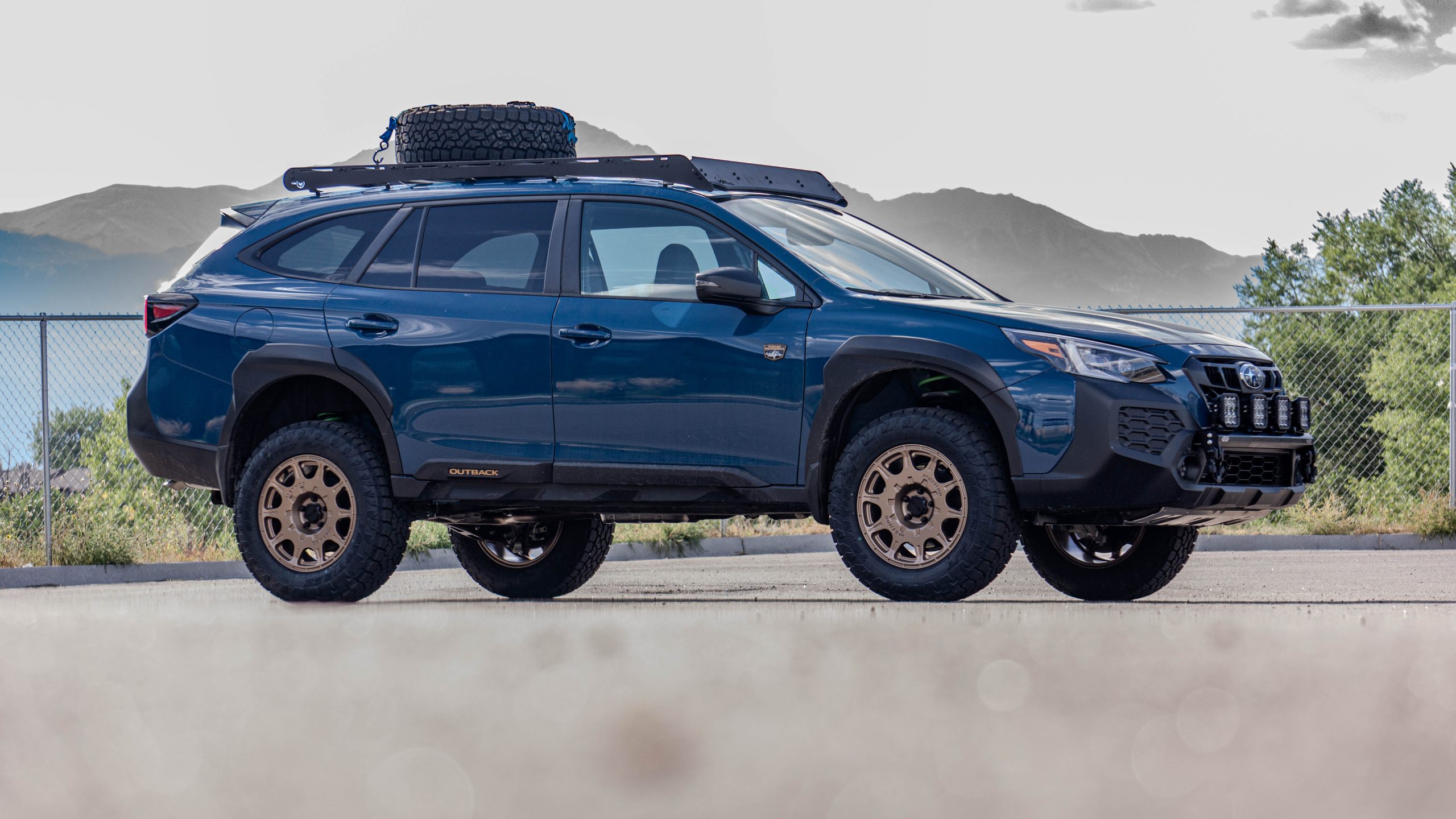 2025 Subaru Outback Wilderness Lifted - Soco Customs & Complete Auto Repair